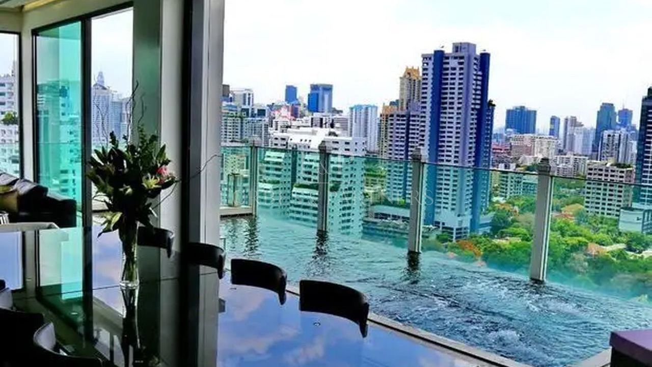 Luxury Reimagined: A Sumptuous 3-Bedroom Haven at Le Raffine Jambu ...