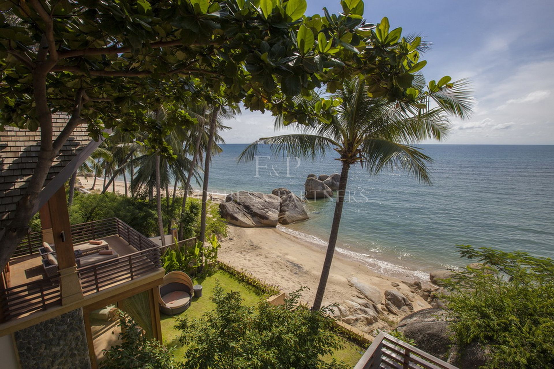 Stunning 5-Bedroom Beachfront Villa with Staff For Rent In Lamai Koh ...