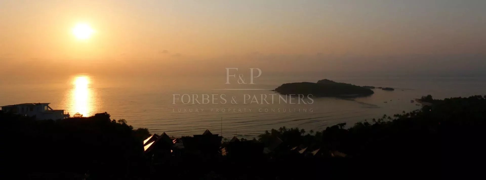 STUNNING LAND PLOTS WITH SPECTACULAR VIEWS - Forbes & Partners