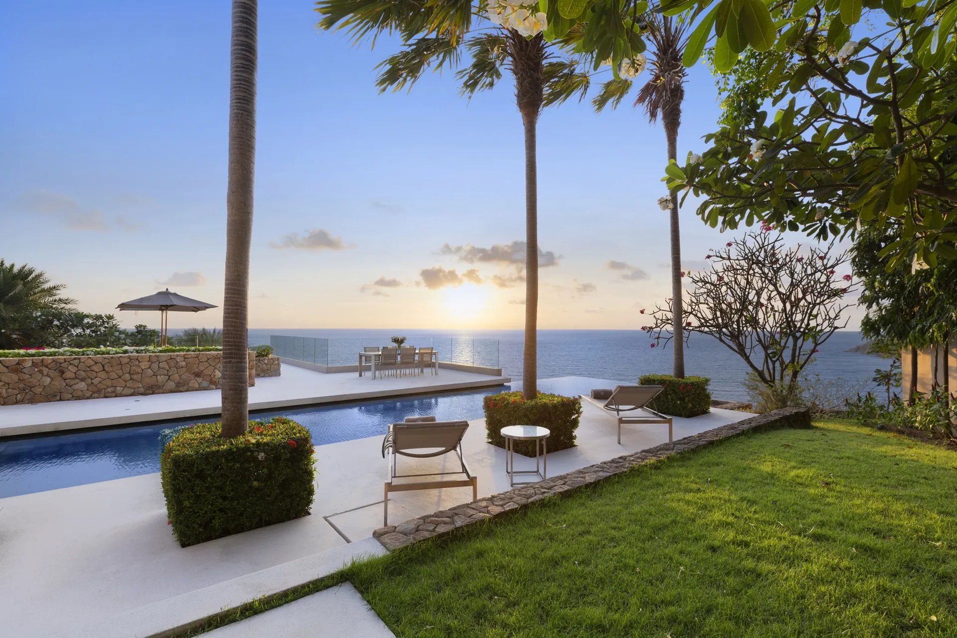 Stunning 4-Bedroom Luxury Villa For Rent in Choeng Mon, Koh Samui, with ...